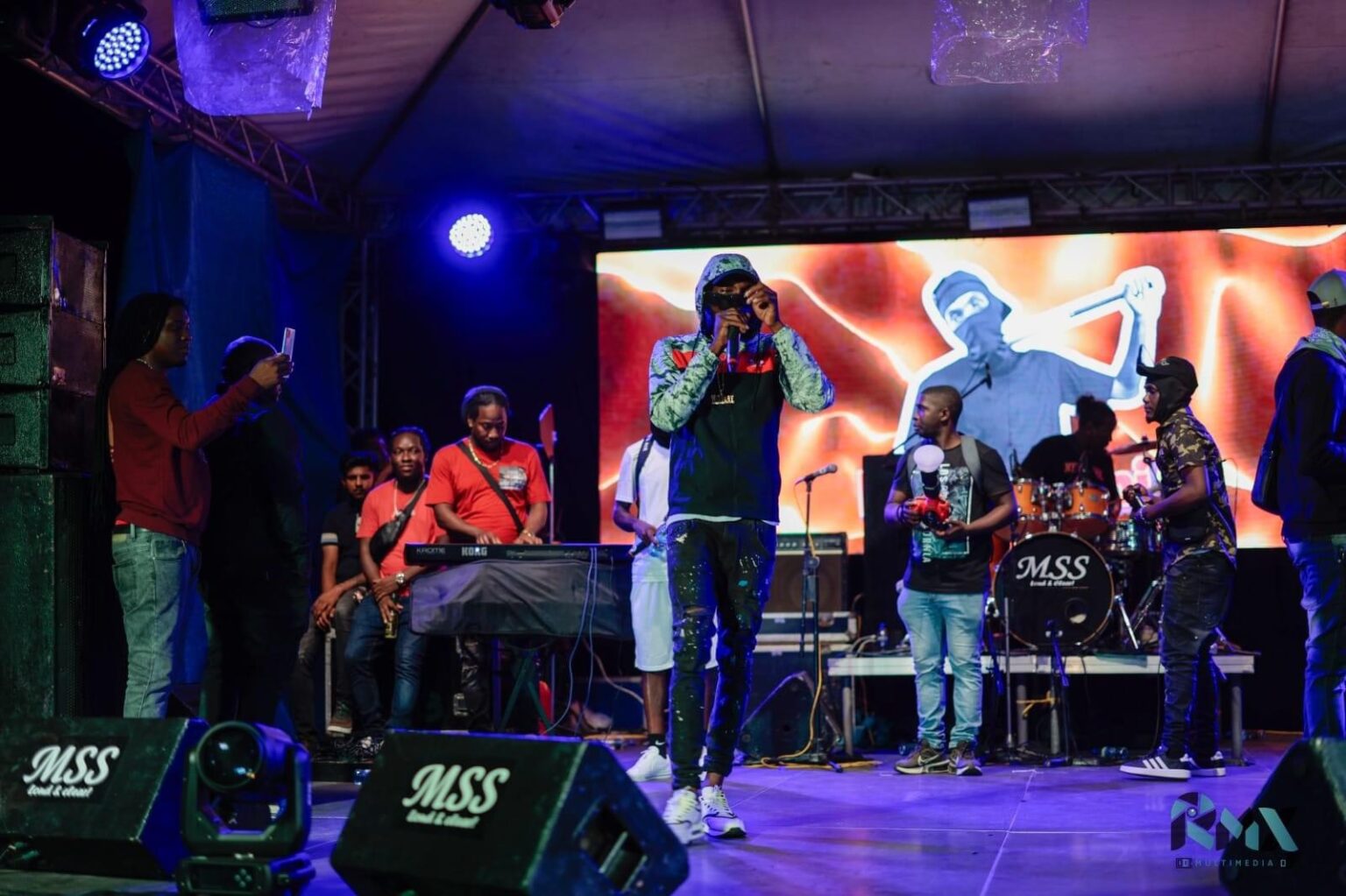 Kappalani Gaat Door Met Muziek voor Fans - MrZonneman